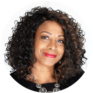 UOPX Alumna Chantal Weaver | University of Phoenix